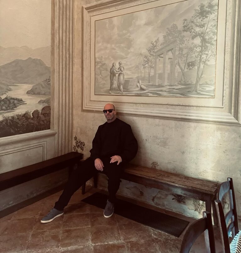 Jason Statham Biography: Movies, Career, Net Worth, and Life Story ...